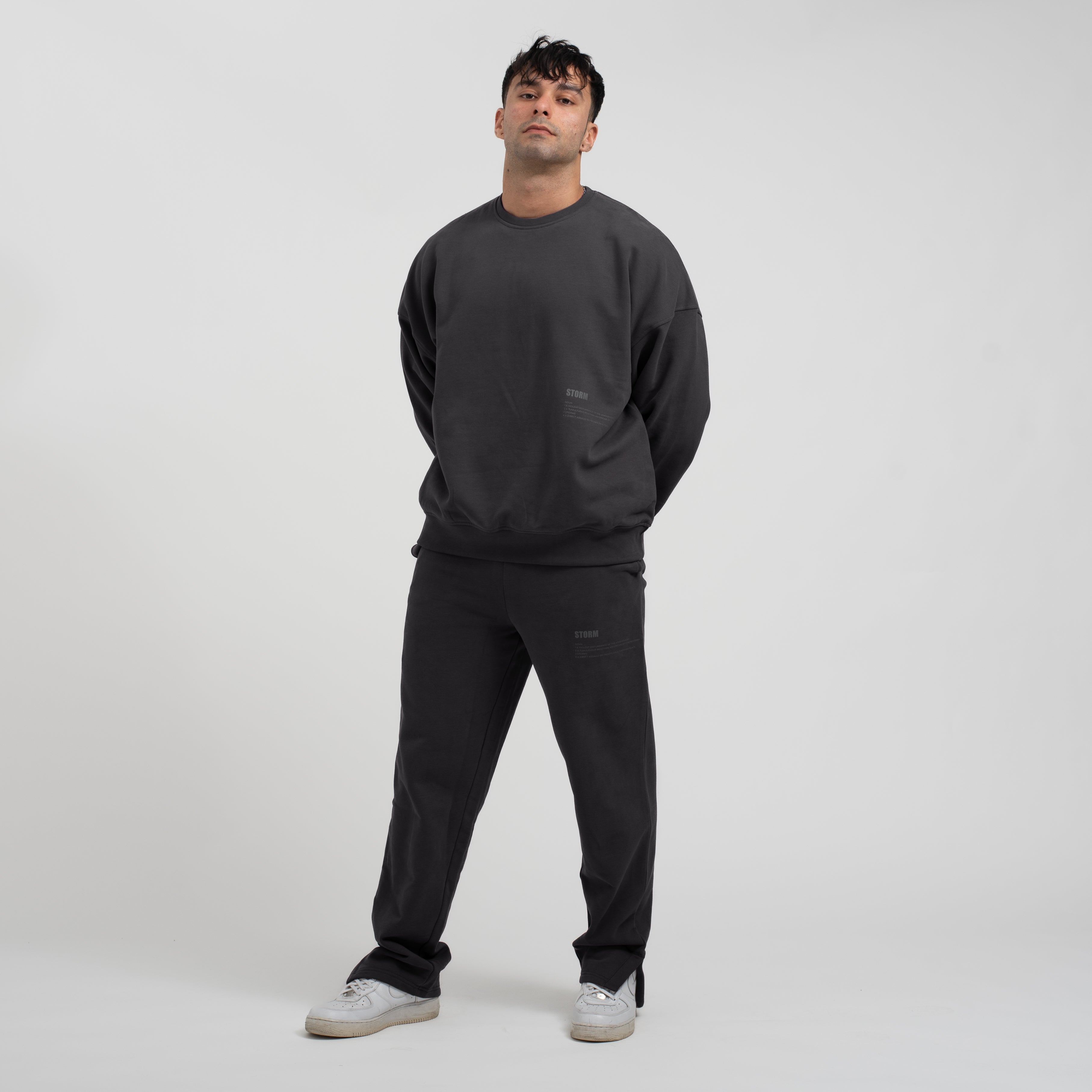 Essential Sweatshirt Shadow – STORM Active